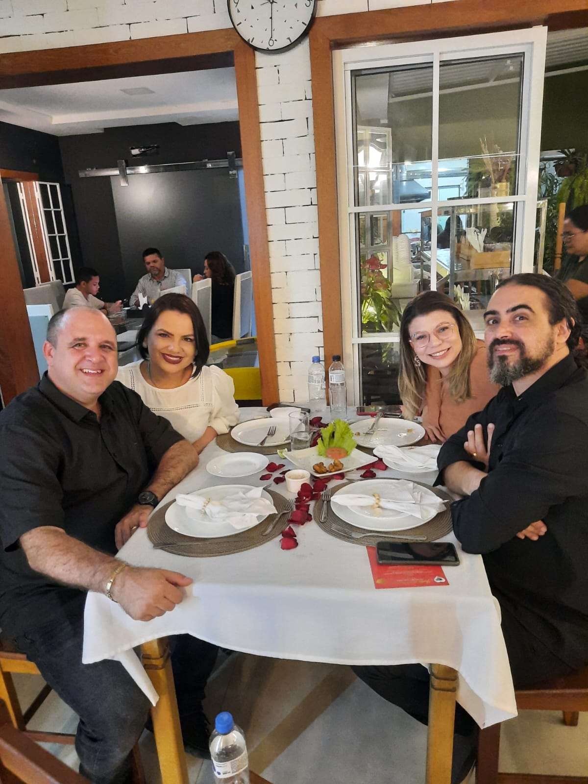 CDL REALIZA JANTAR DO DIA DOS NAMORADOS | CDL de Linhares